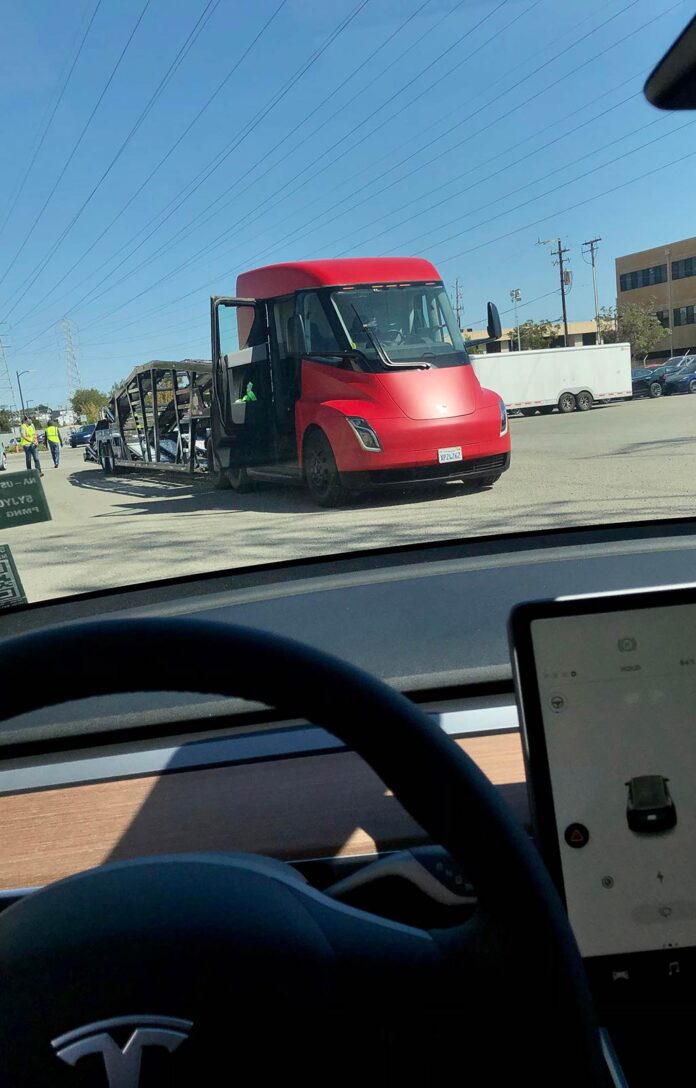 Tesla Semi spotted loaded with Model Y and Model 3 cars leaving for ...