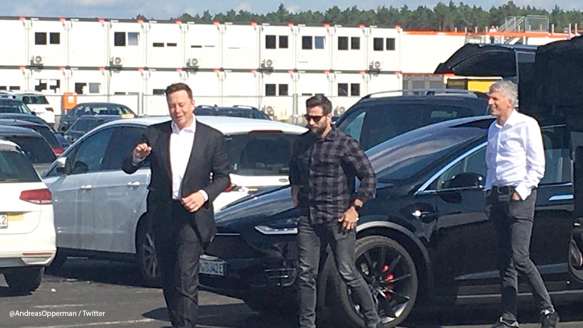Elon Musk flies to Germany to interview Giga Berlin engineers (25 Guns ...
