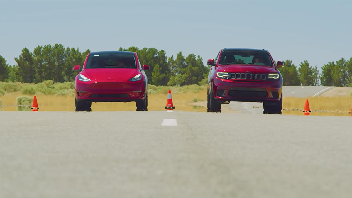 Tesla Model Y defeats the mighty Jeep Trackhawk in drag racing - Tesla ...