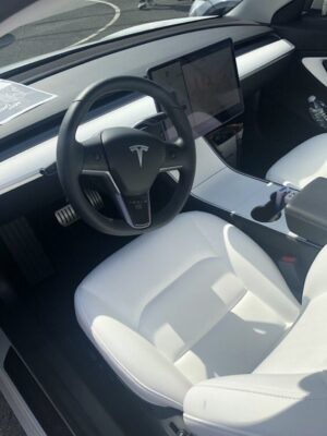 Here is the new polarizing Tesla Model 3 center console - Tesla Oracle