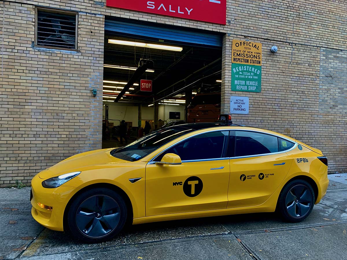 NYC gets its first Tesla Model 3 yellow cab, hundreds more to follow ...