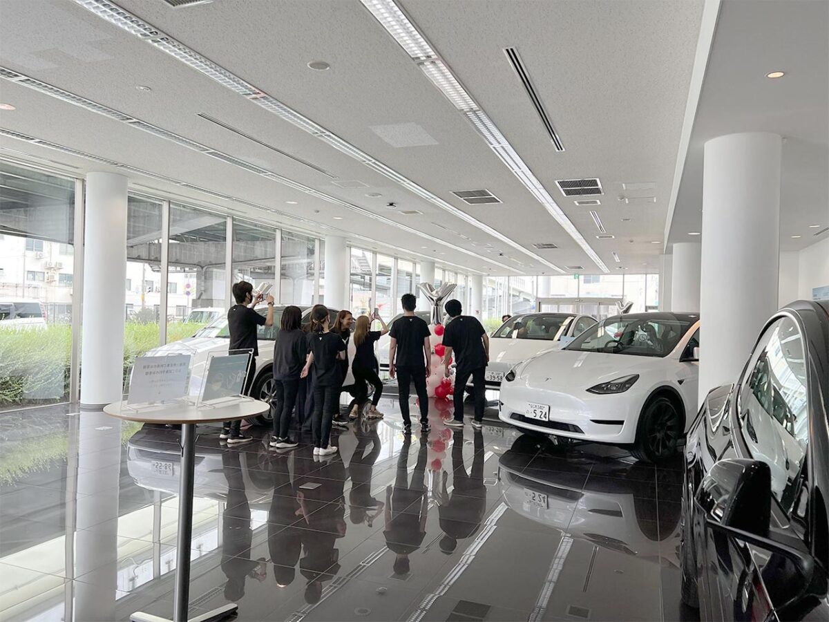 Tesla starts delivering RHD Model Y electric SUVs in Japan - Tesla Oracle