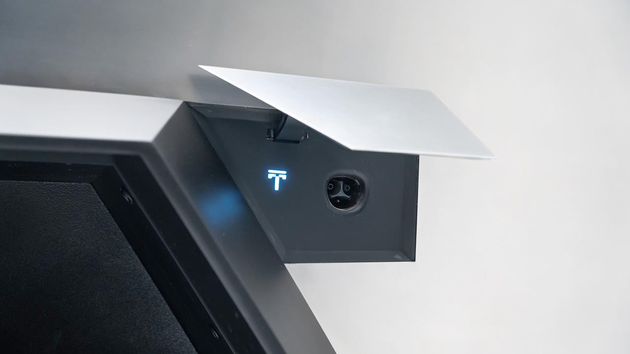 Opened charge port of the Cybertruck spotted for the first time — Tesla ...