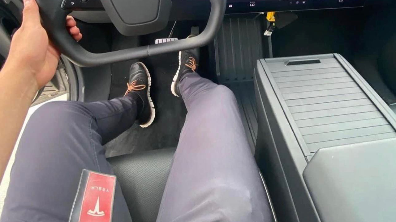 Cybertruck interior with redesigned yoke steering seen in new pics from ...