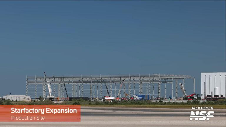 SpaceX lifts Booster 9 onto the orbital launch pad ahead of tests ...