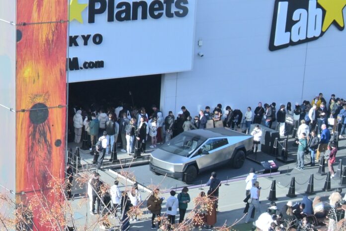 After China, Tesla exhibits the Cybertruck in multiple Japanese cities ...