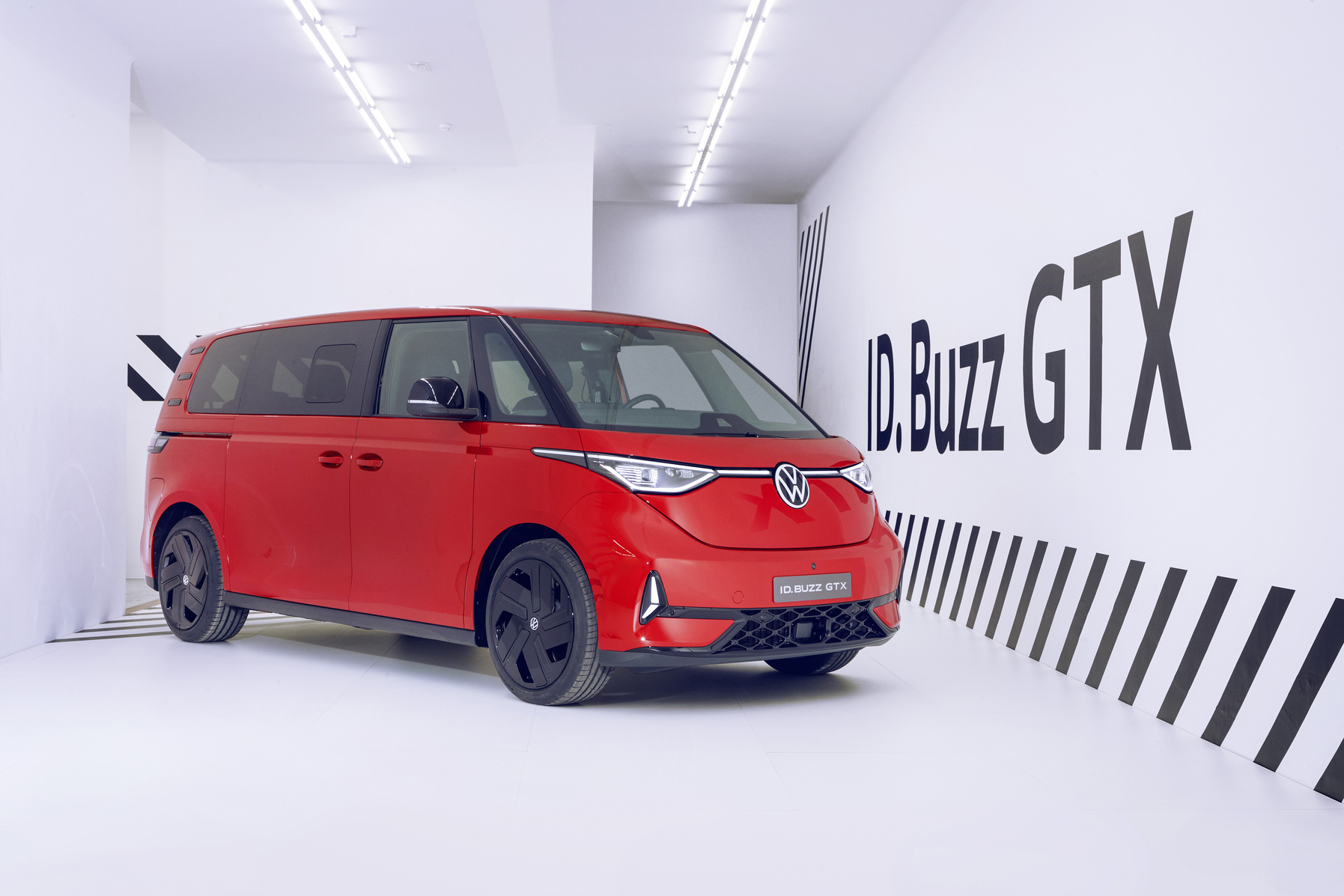 EV Vanlife: A Look at the Electric Camper Van Market - Tesla Oracle