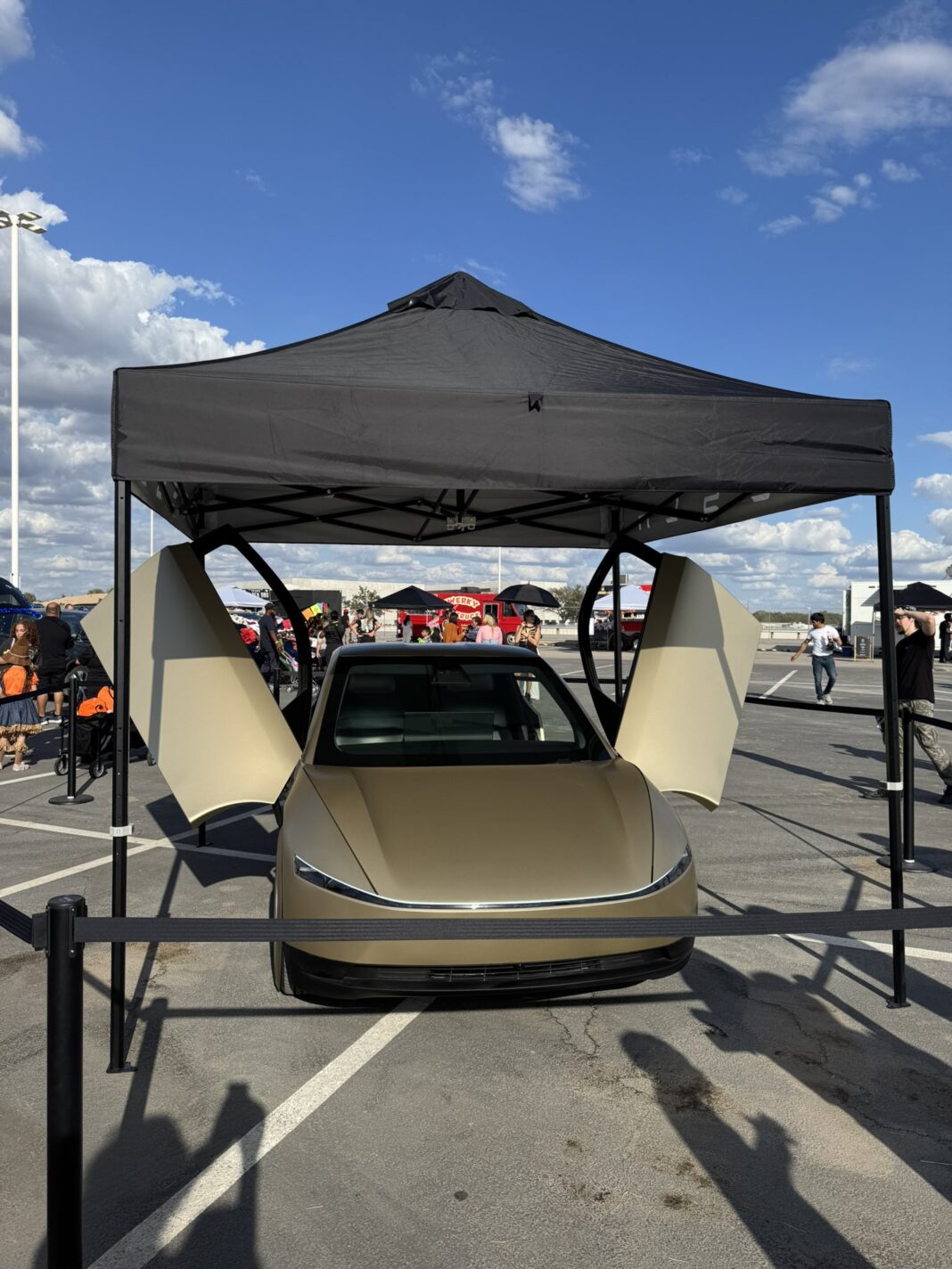 Tesla Robotaxi looks stunning on display at Giga Texas (pics, videos ...