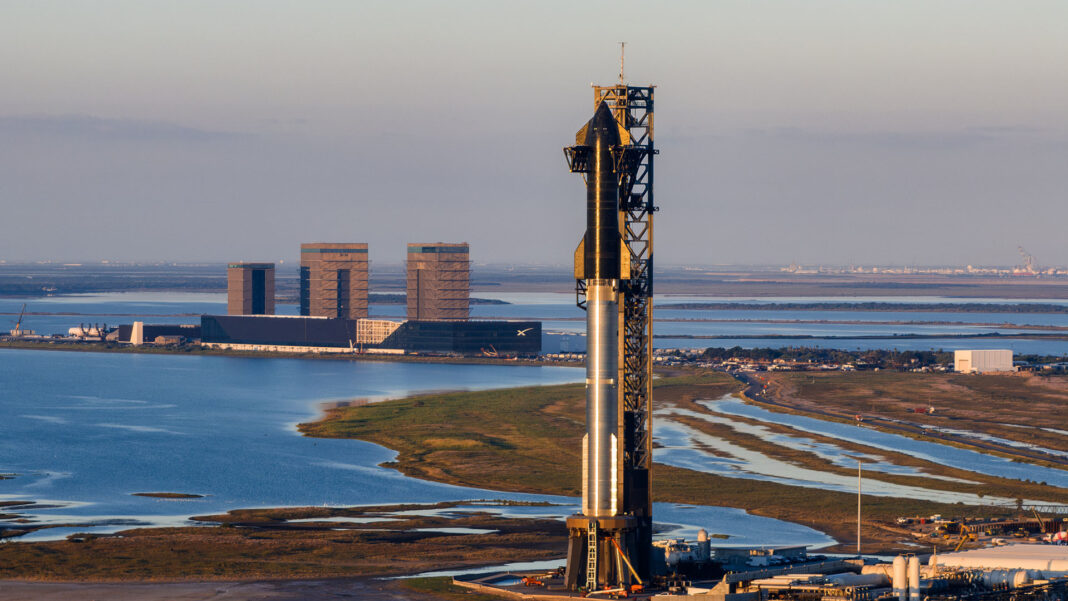 SpaceX reschedules Flight 6 launch date, fully stacks Starship at ...