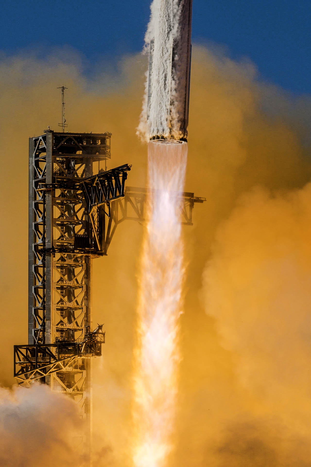 Elon Musk tells the reason behind the Flight 6 Starship booster landing ...