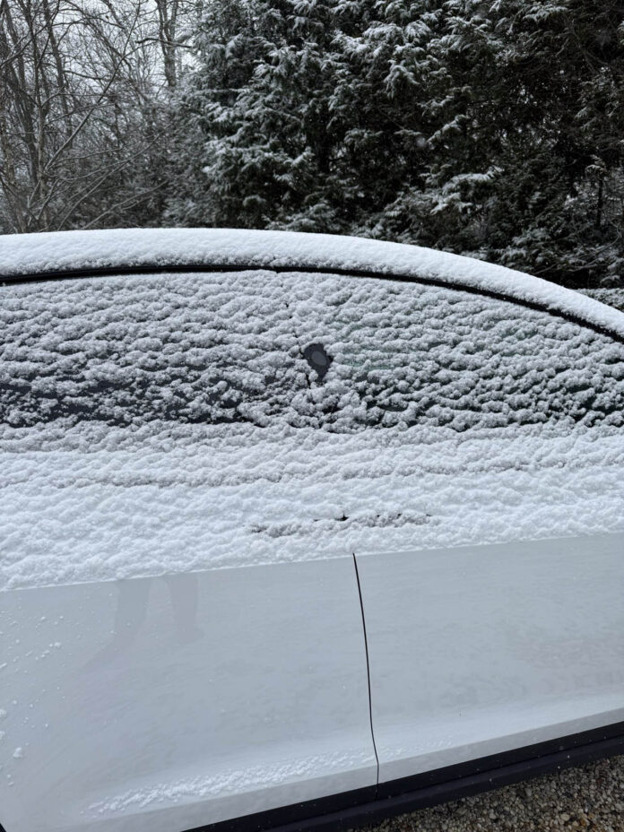 Tesla HW4 cameras can melt snow to clear the Autopilot FSD Vision ...