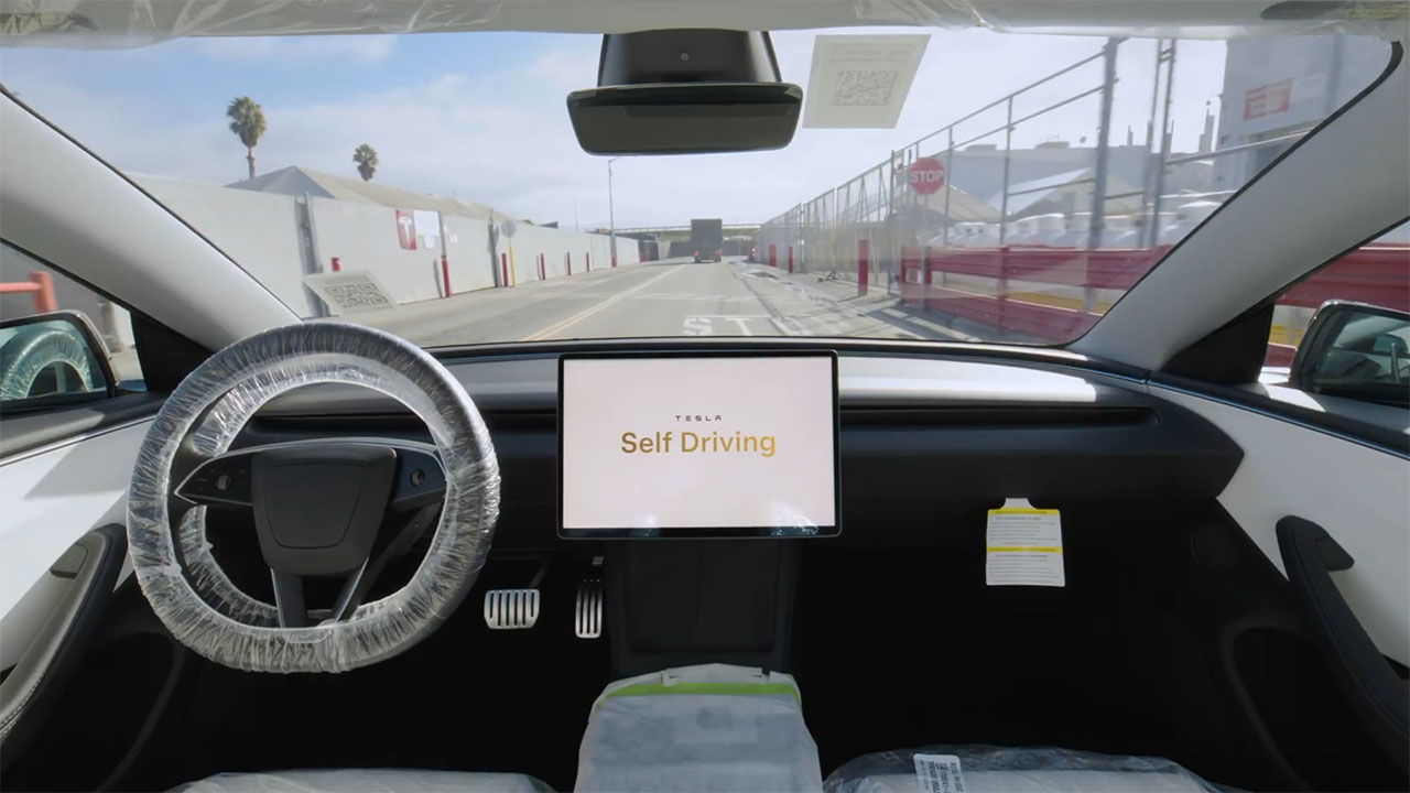 Tesla (TSLA) demonstrates Unsupervised FSD as vehicles drive themselves ...