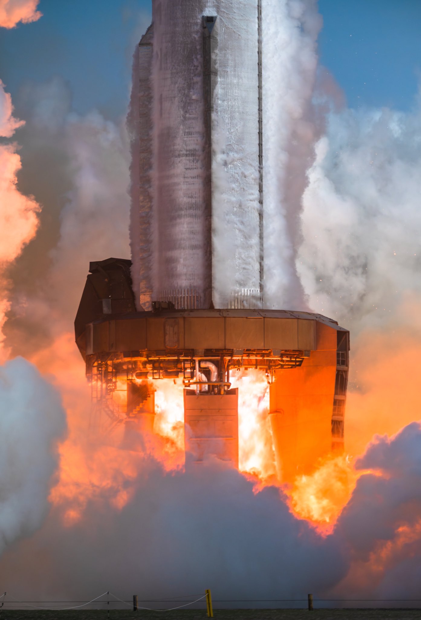 Static fire test of Booster 14, SpaceX's first step toward Starship ...