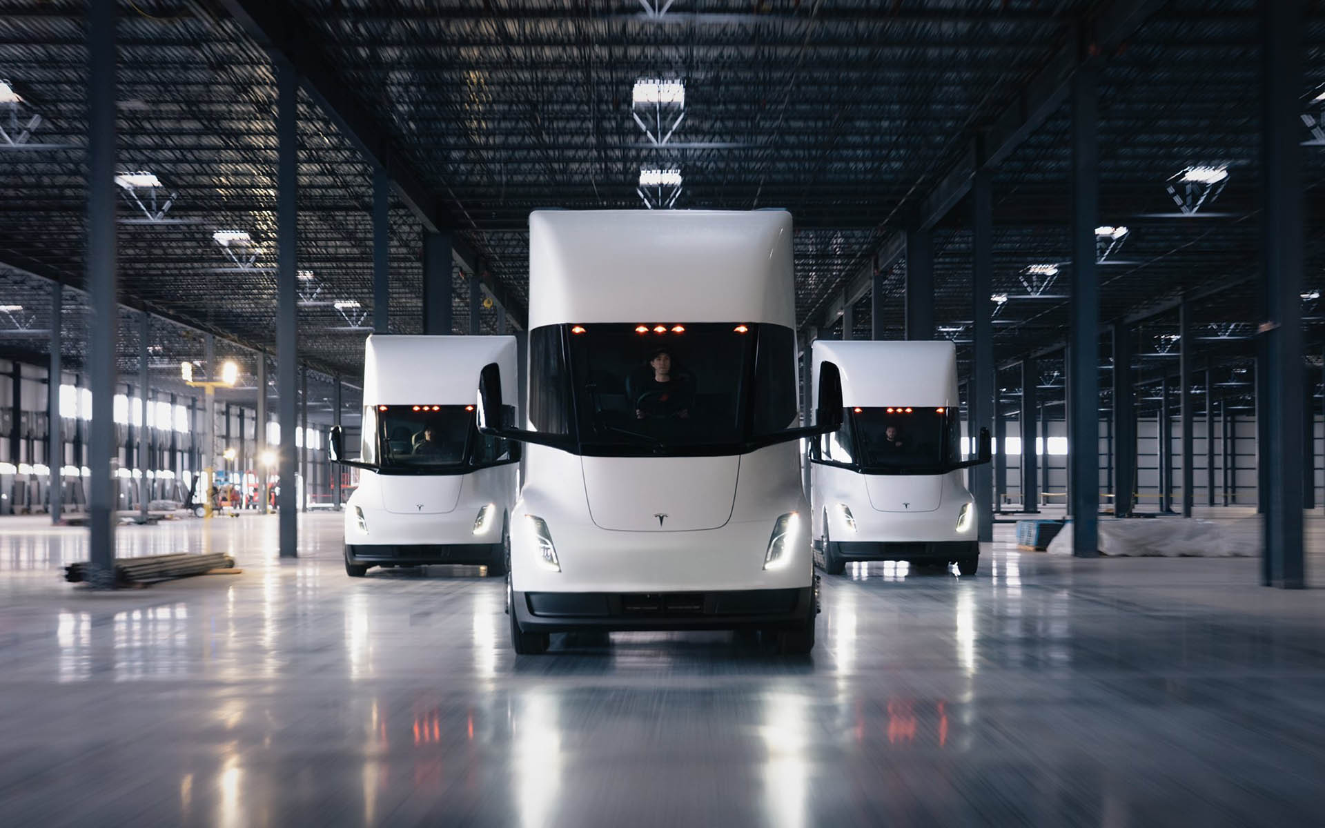 Tesla Semi program: factory update, 46 new Megachargers, volume ...