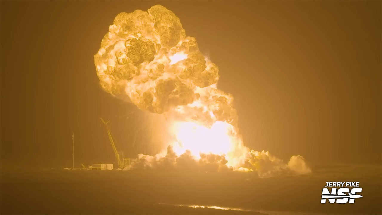 Flight 10 Starship explodes during testing at Starbase, Texas ...