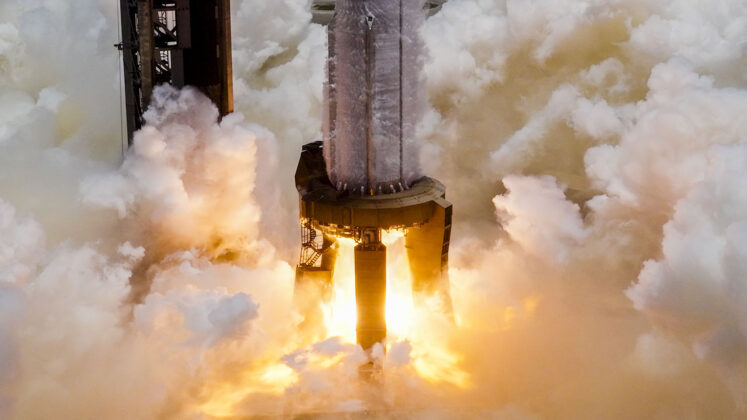 SpaceX prepares for Starship's 10th flight, conducts a static fire test ...