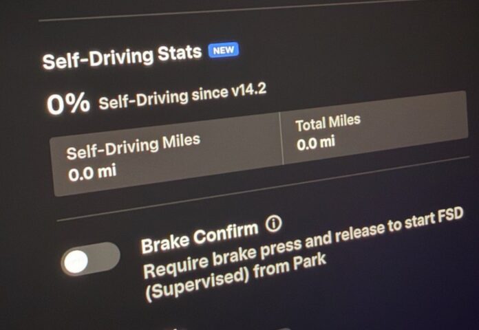 Tesla begins limited rollout of the FSD v14.2 (2025.38.9.5) update ...